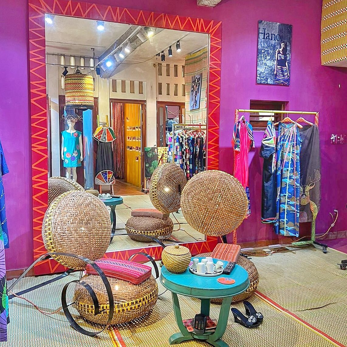 Off the Beaten Track. An Insider’s Guide of Where to Shop and What to ...